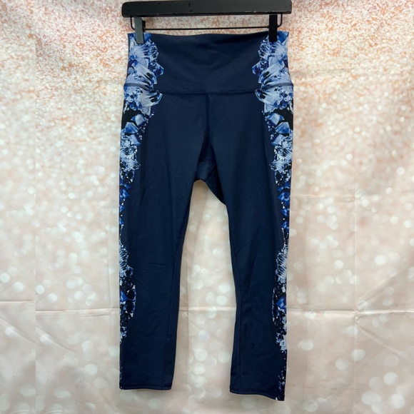 ALO Yoga | Pants & Jumpsuits | Alo Yoga Highwaist Airbrush Legging ...